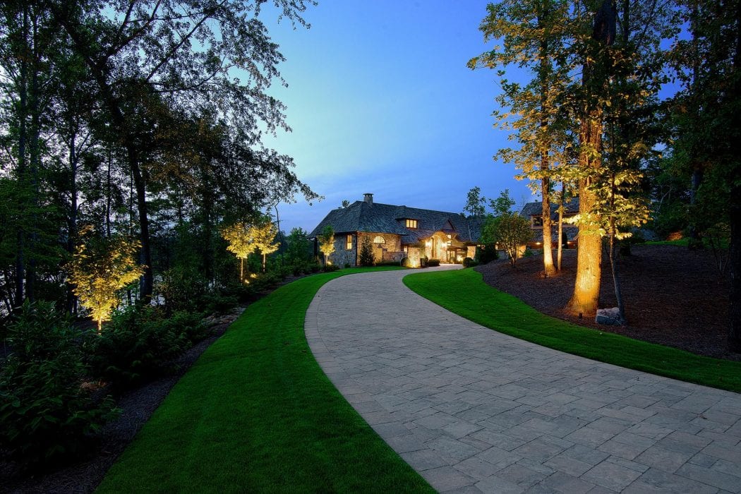 A Guide to Outdoor Lighting Techniques from NiteLites